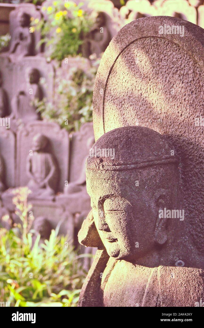Stone japanese temple hi-res stock photography and images - Alamy