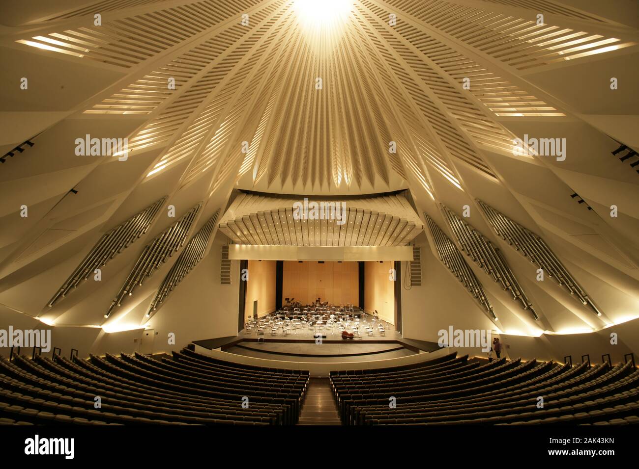 Innenansicht des "Auditorio de Tenerife" in Santa Cruz, Teneriffa ...