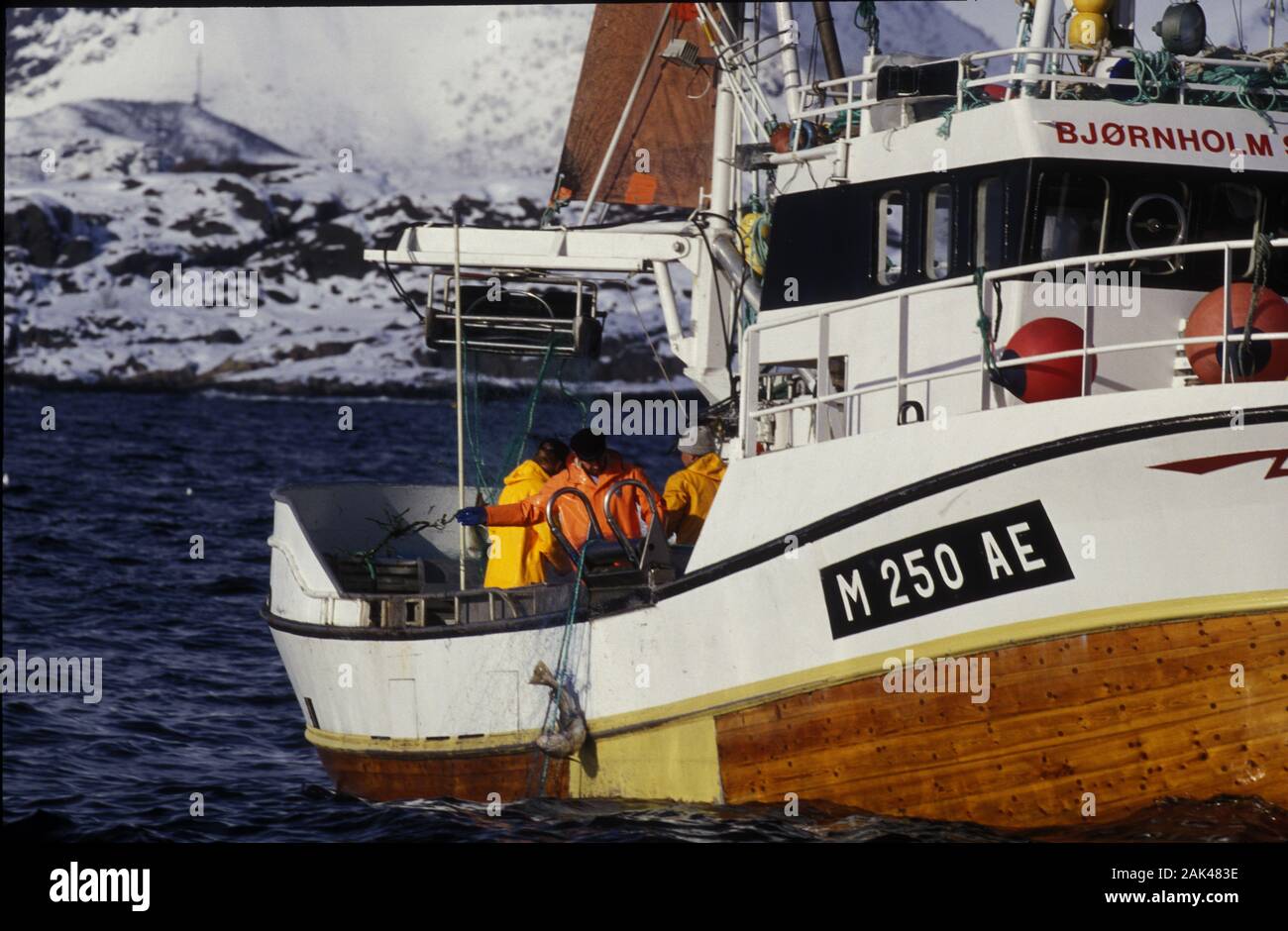 Fischerboot vor den Lofoten, Norwegen Norden | usage worldwide Stock ...