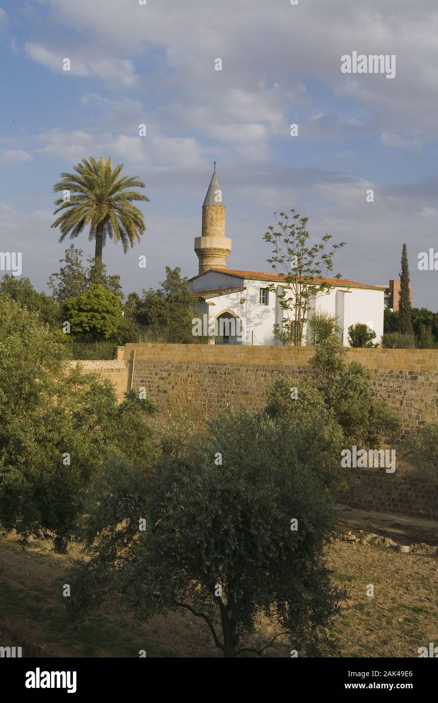 The mosque bayraktar hi-res stock photography and images - Alamy