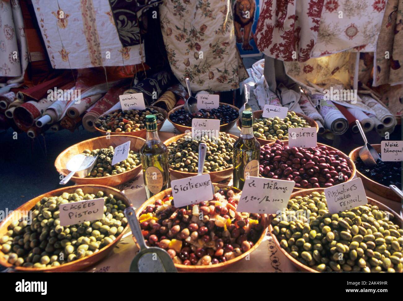 France: Provence - Olives for Sale on the Forcalquier Market | usage ...