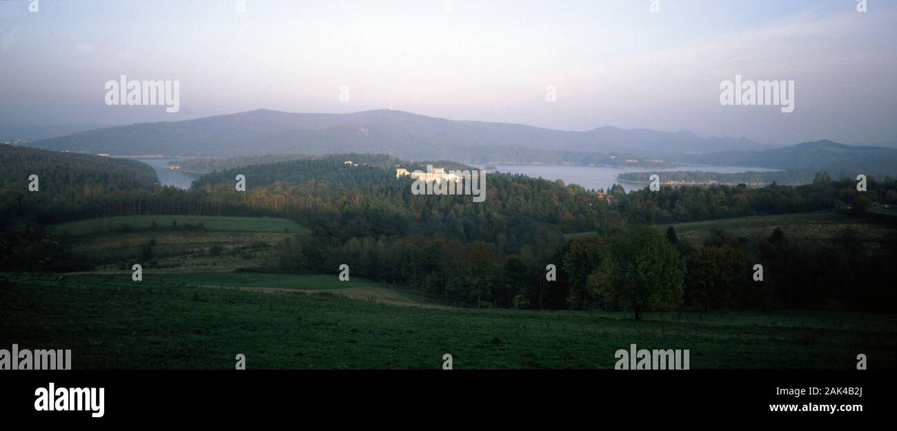 Reservoir solina lake hi-res stock photography and images - Alamy