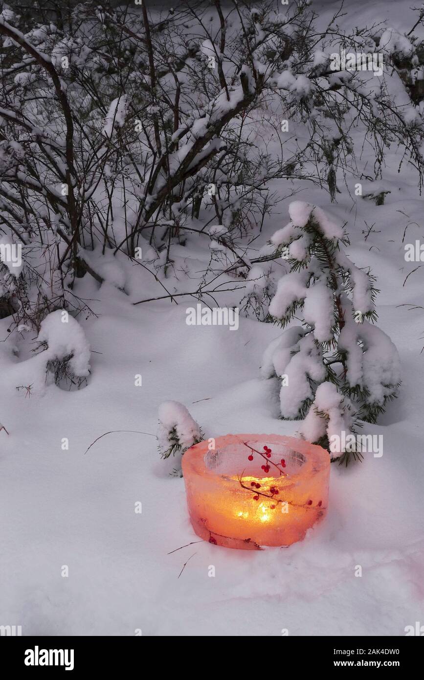 Frozen lantern hi-res stock photography and images - Alamy
