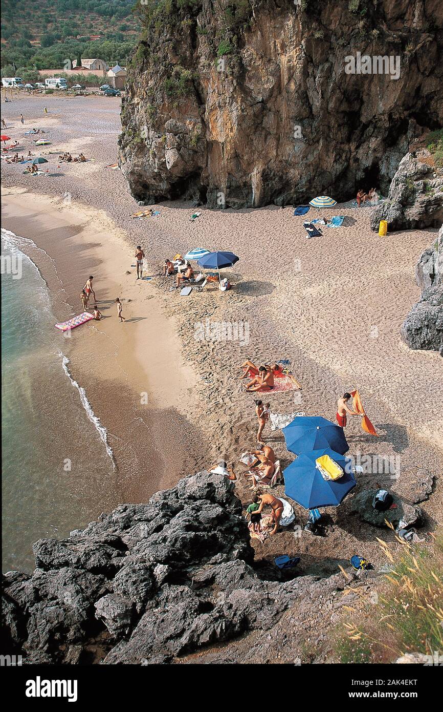 Strand in italien hi-res stock photography and images - Alamy