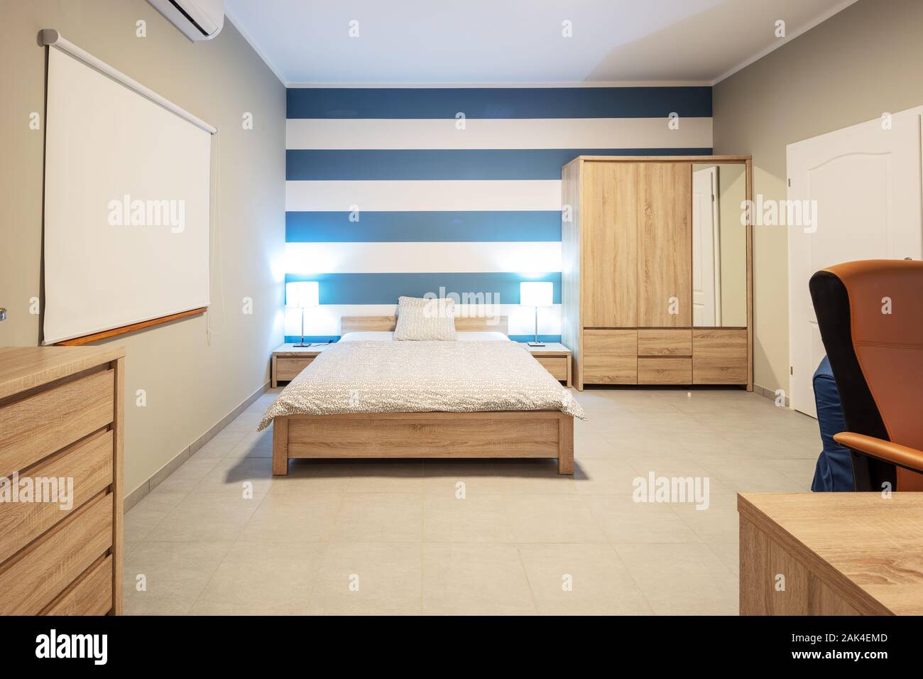 Modern student accommodation room hi-res stock photography and images ...