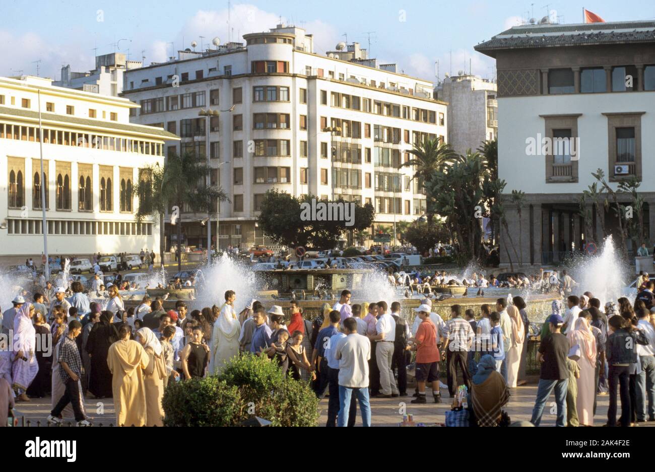 Morocco: Casablanca - Place Mohammed V, street scenery | usage ...