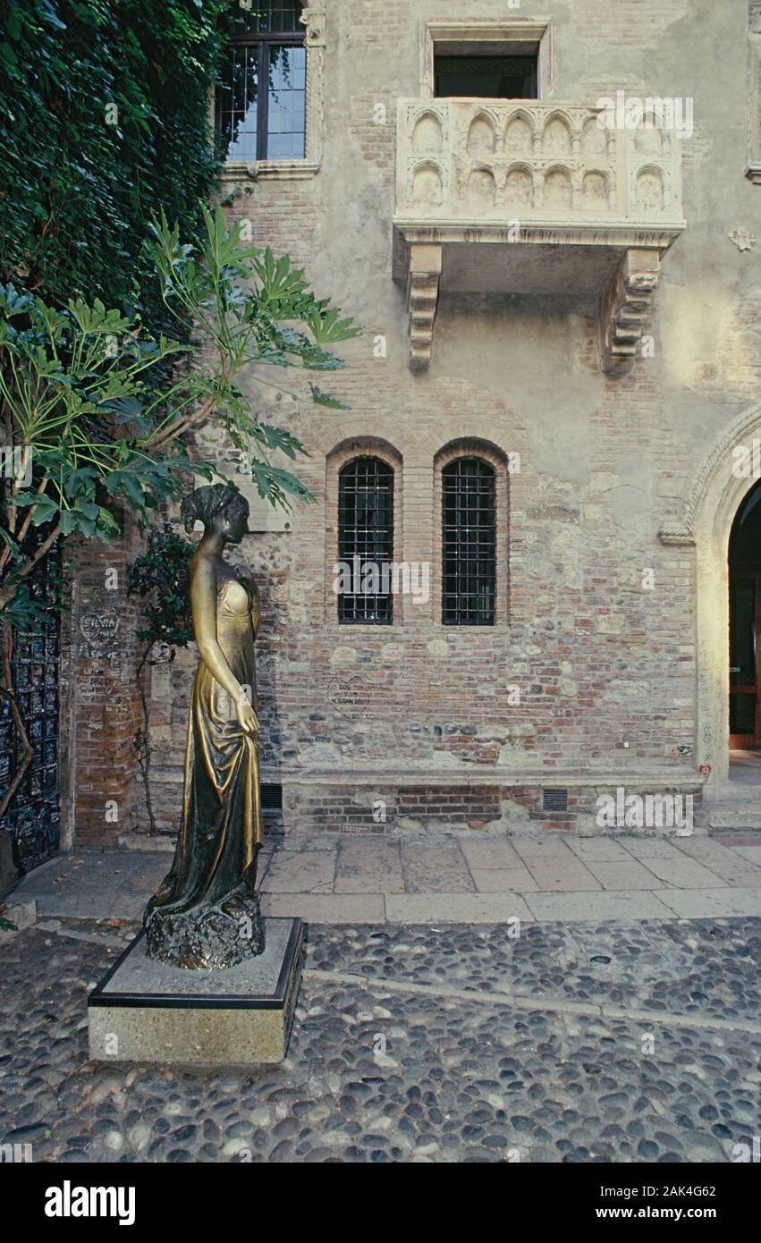 Fictitious figure hi-res stock photography and images - Alamy