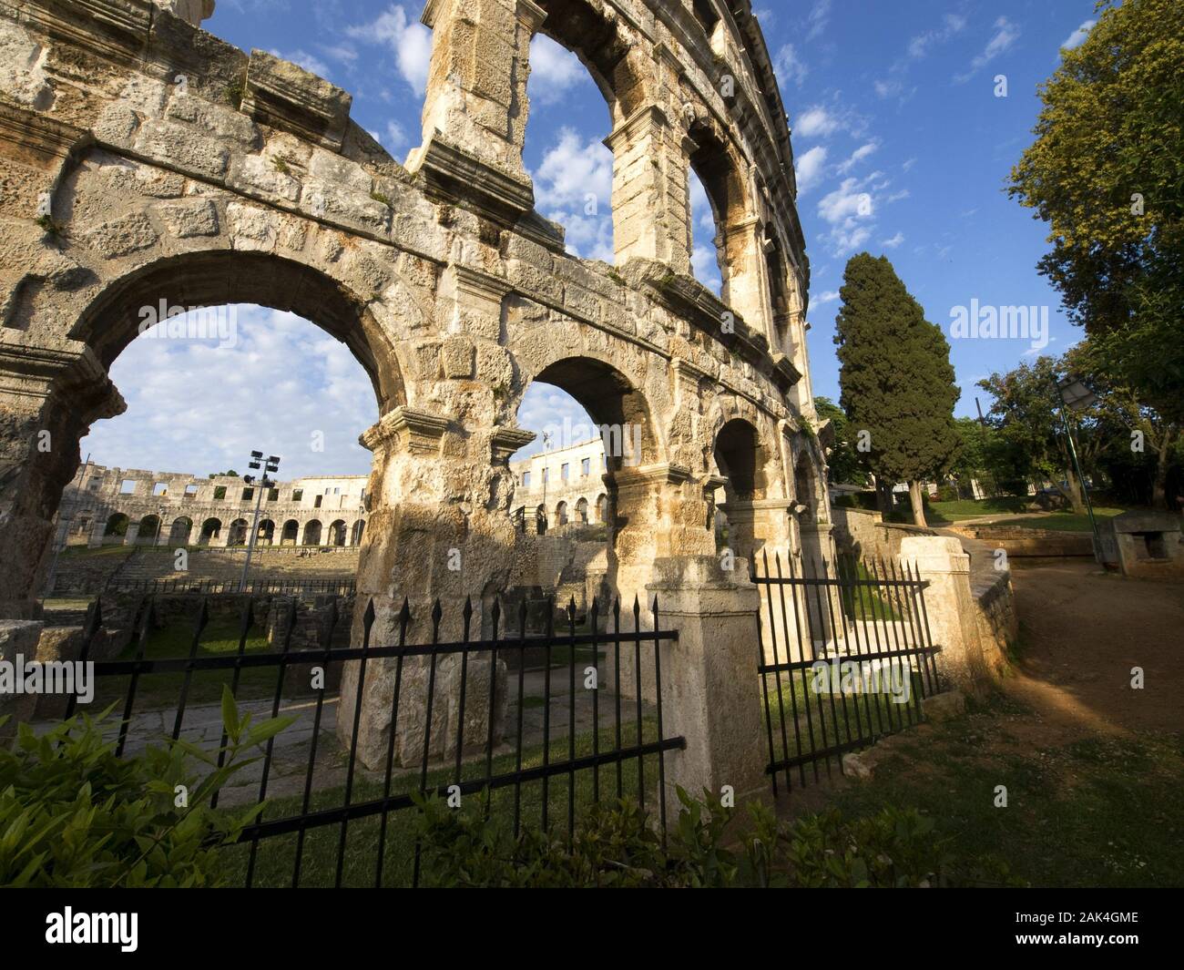 Pula: Amphitheater, bedeutendste Sehenswürdigkeit der Stadt, Kroatien ...