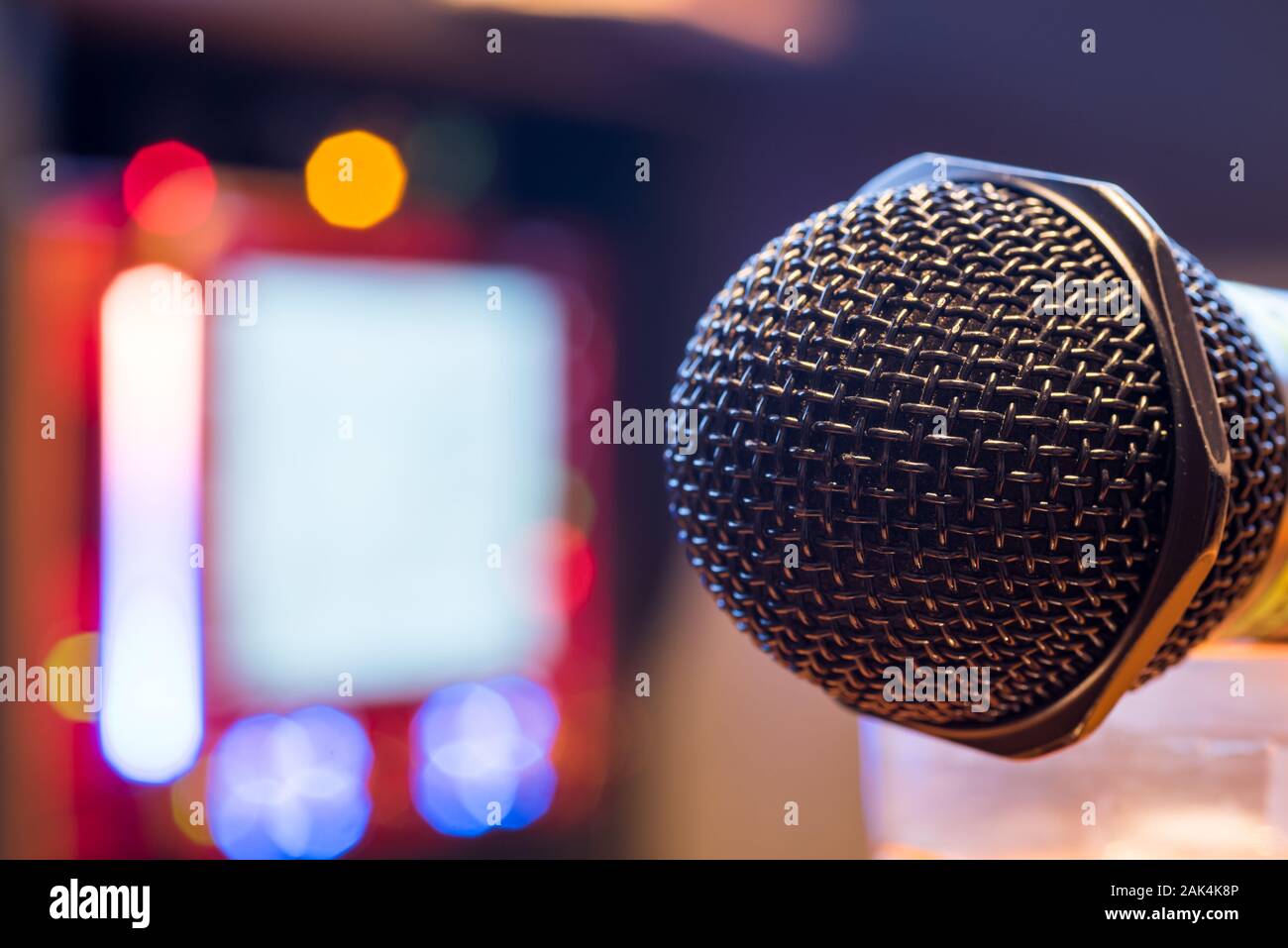 Videoke bar hi-res stock photography and images - Alamy