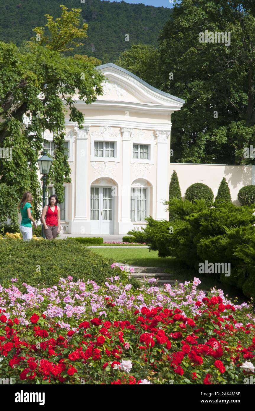 Rosarium in Baden bei Wien, Niederösterreich, Österreich | usage ...