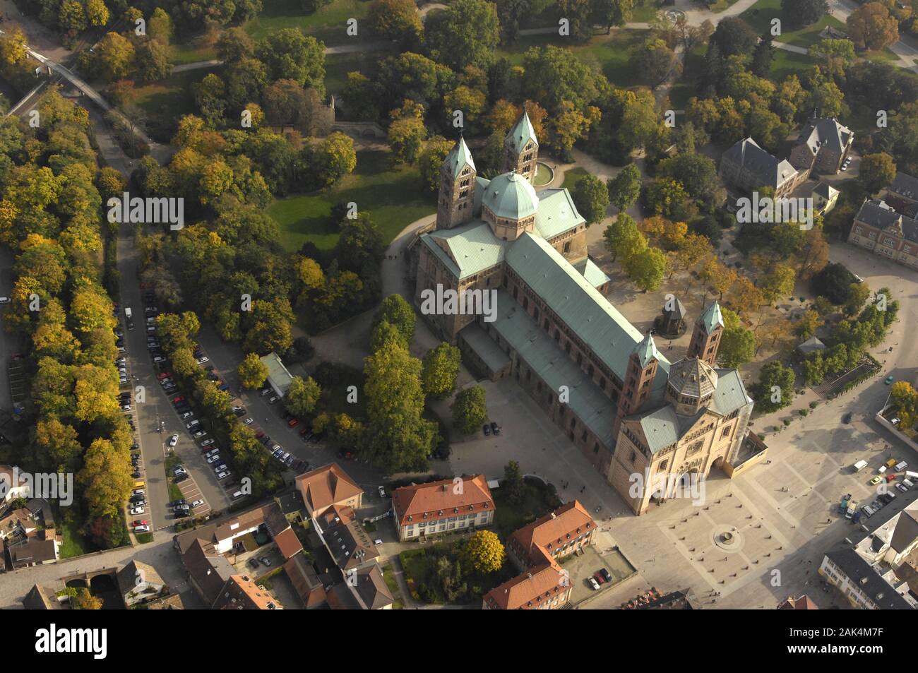 Luftaufnahme vom Dom zu Speyer, Pfalz, Deutschland | usage worldwide Stock Photo - Alamy