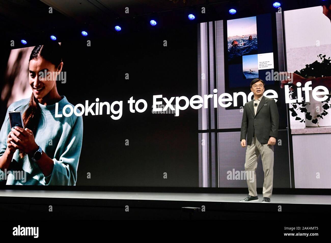 Hyun suk hi-res stock photography and images - Alamy