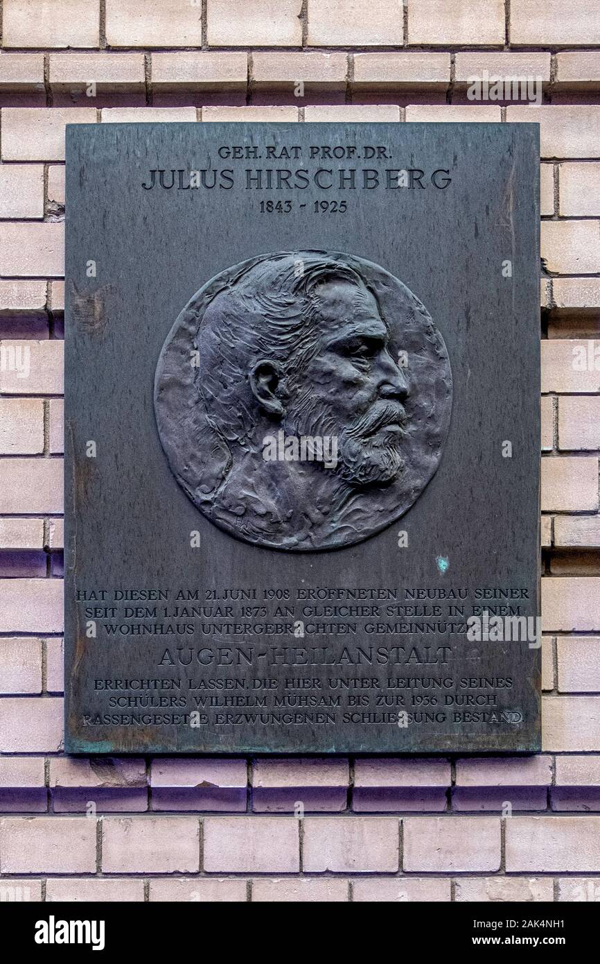 Bronz Memorial plaque, Prof Julius Hirschberg, ophthalmologist at ...