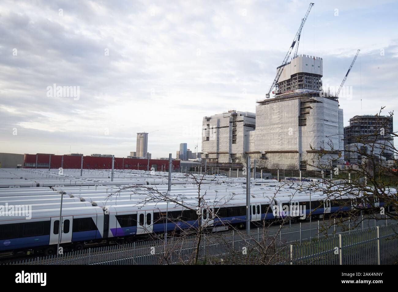 Old oak common elizabeth line depot hi-res stock photography and images ...