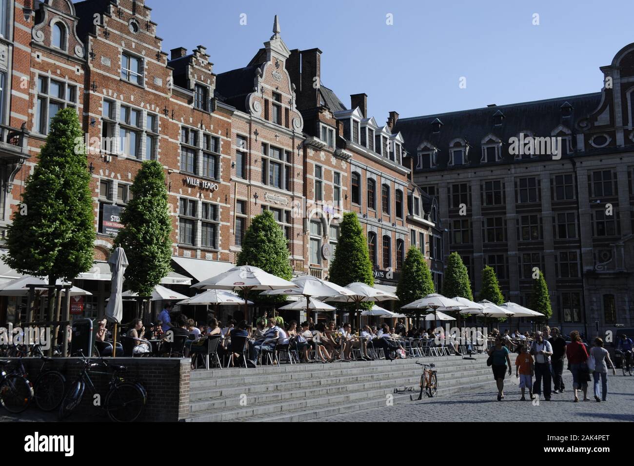 Leuven oude markt hi-res stock photography and images - Alamy