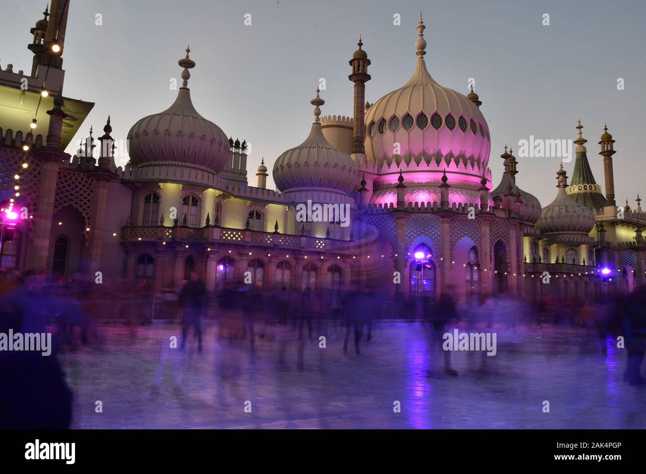 Royal pavilion brighton christmas hi-res stock photography and images ...