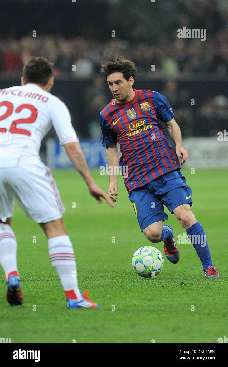 Lionel messi fifa 2012 barcelona hi-res stock photography and images ...