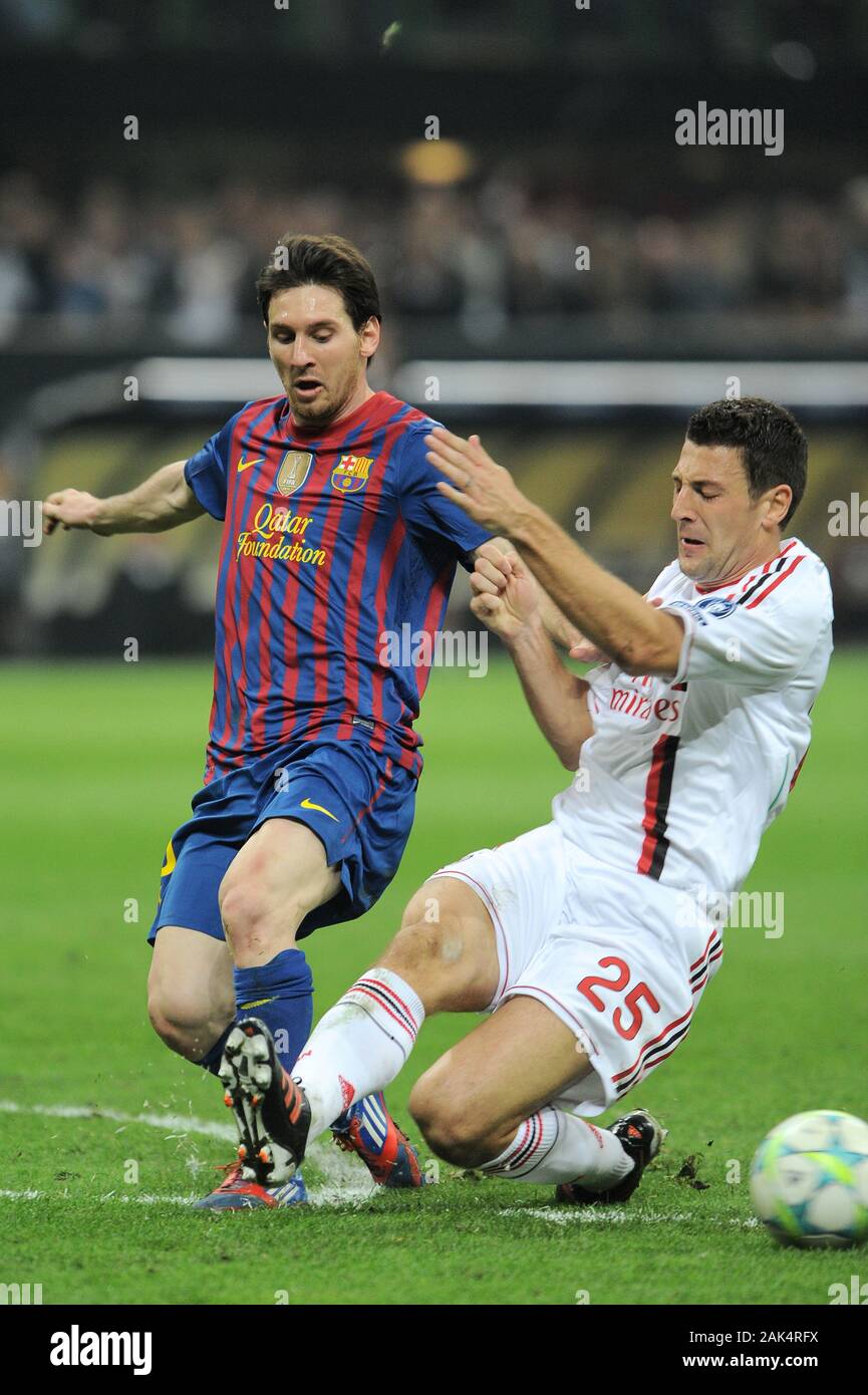 Lionel messi 2011 champions league hi-res stock photography and images ...