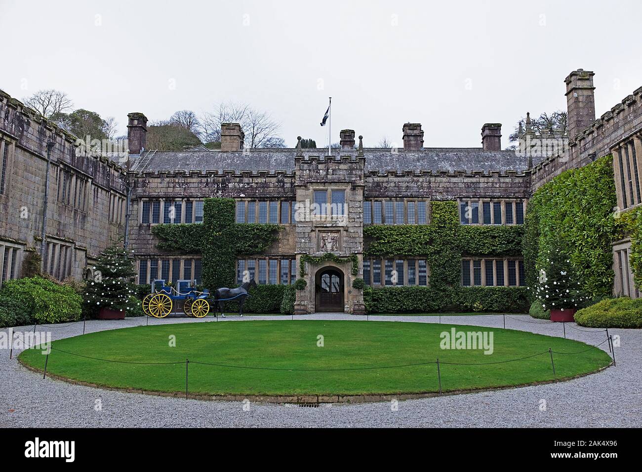 Lanhydrock country house hi-res stock photography and images - Alamy