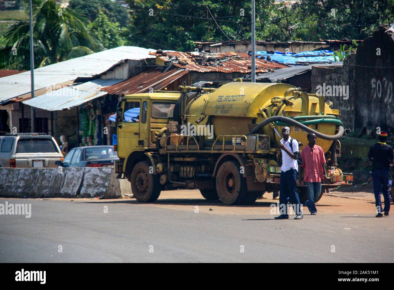 Sewer cleaning truck hi-res stock photography and images - Alamy