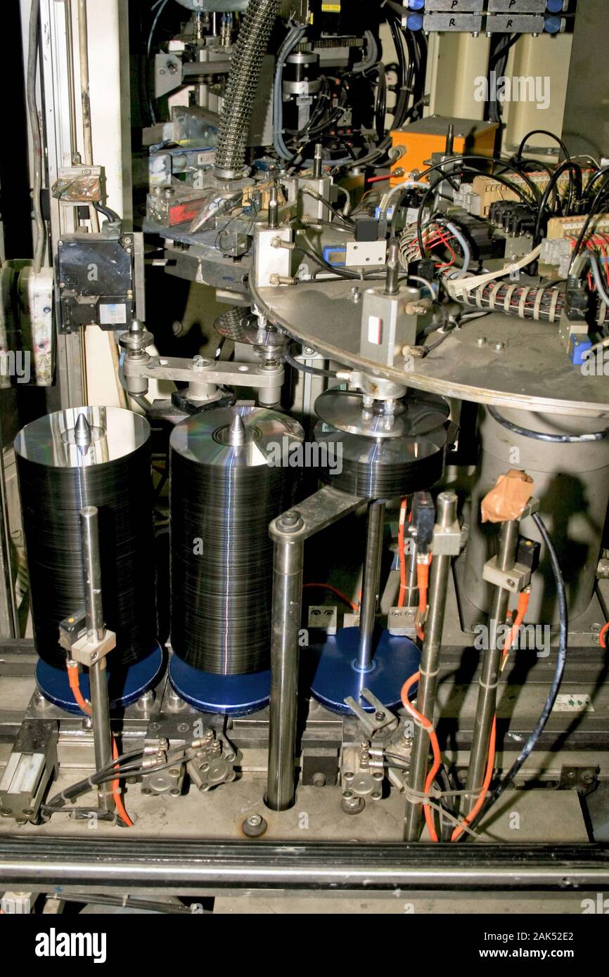 Inside CD and DVD disc production factory Stock Photo - Alamy