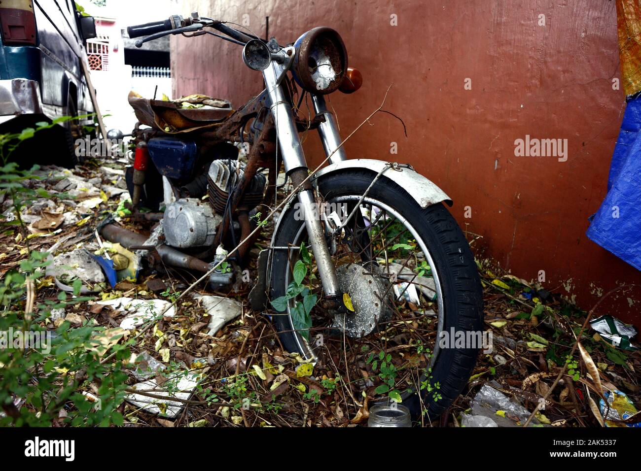 Motorcycle Restoration High Resolution Stock Photography and Images - Alamy
