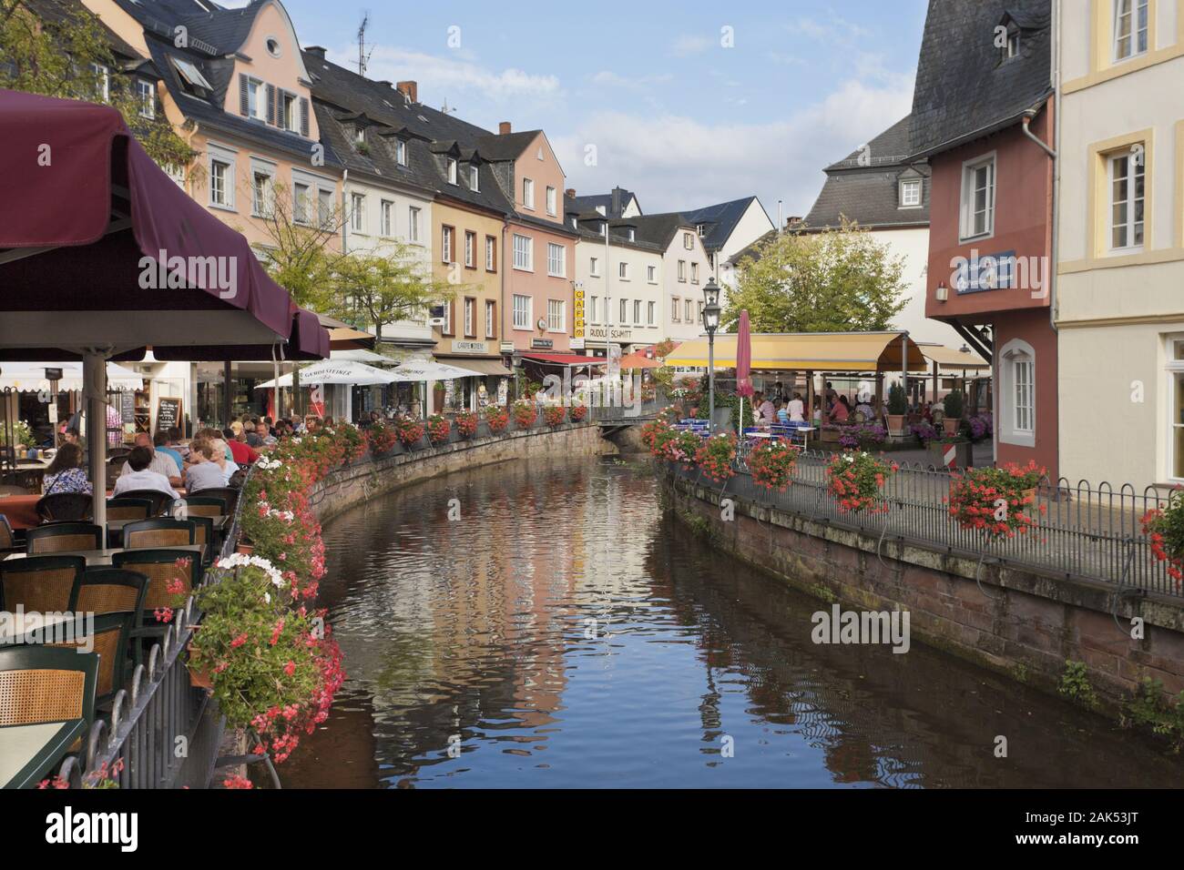 Saarburg: Restaurants in der Altstadt an der Leuk, Mosel | usage ...
