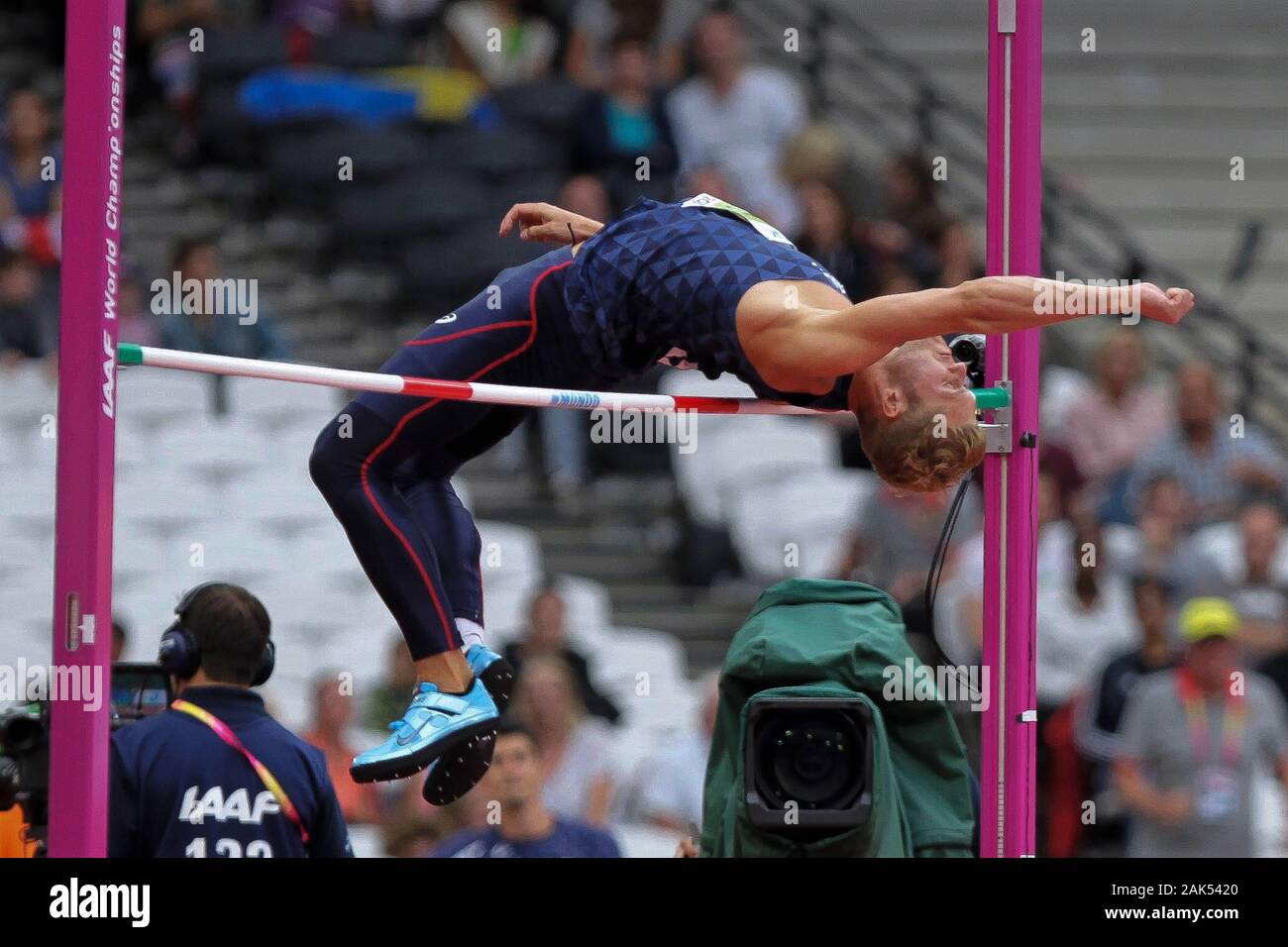 Decathlon men high jump hi-res stock photography and images - Alamy