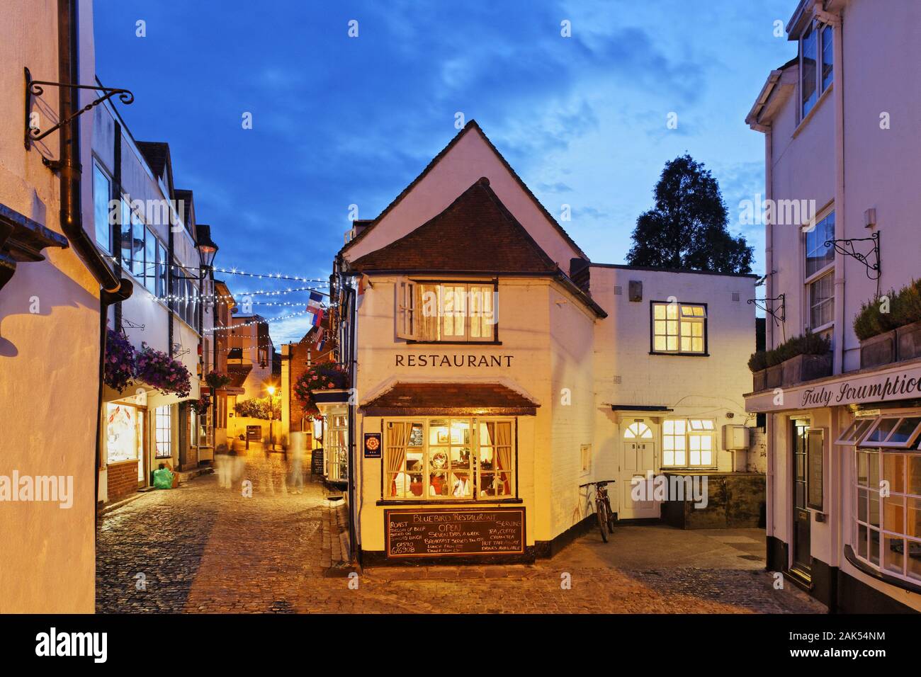 Lymington: Restaurant in der Quay Street, Suedengland | usage worldwide ...