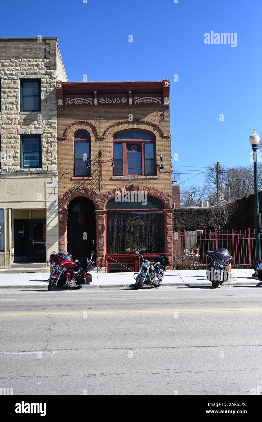 Building motorcycles hi-res stock photography and images - Alamy