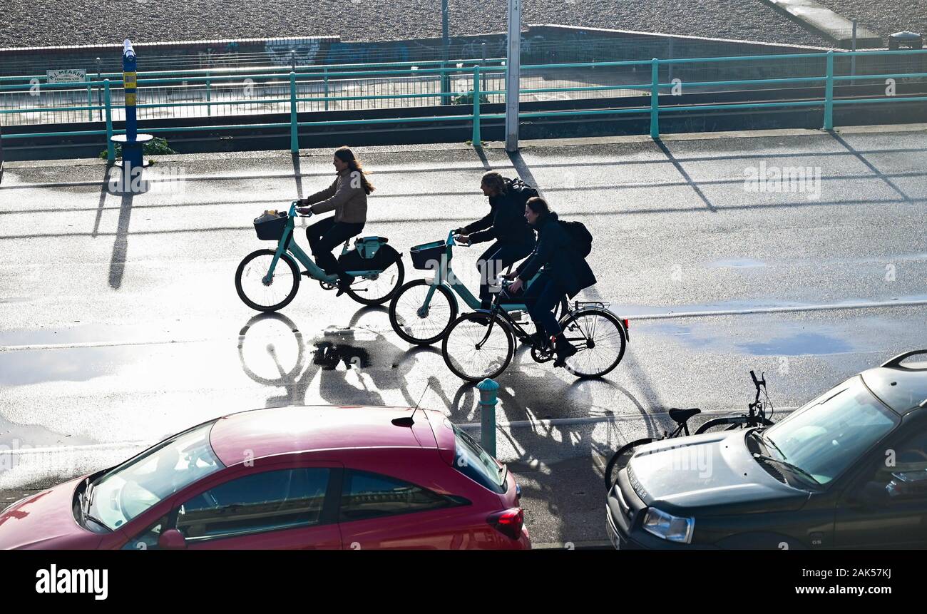 Windy day cycling hi-res stock photography and images - Alamy