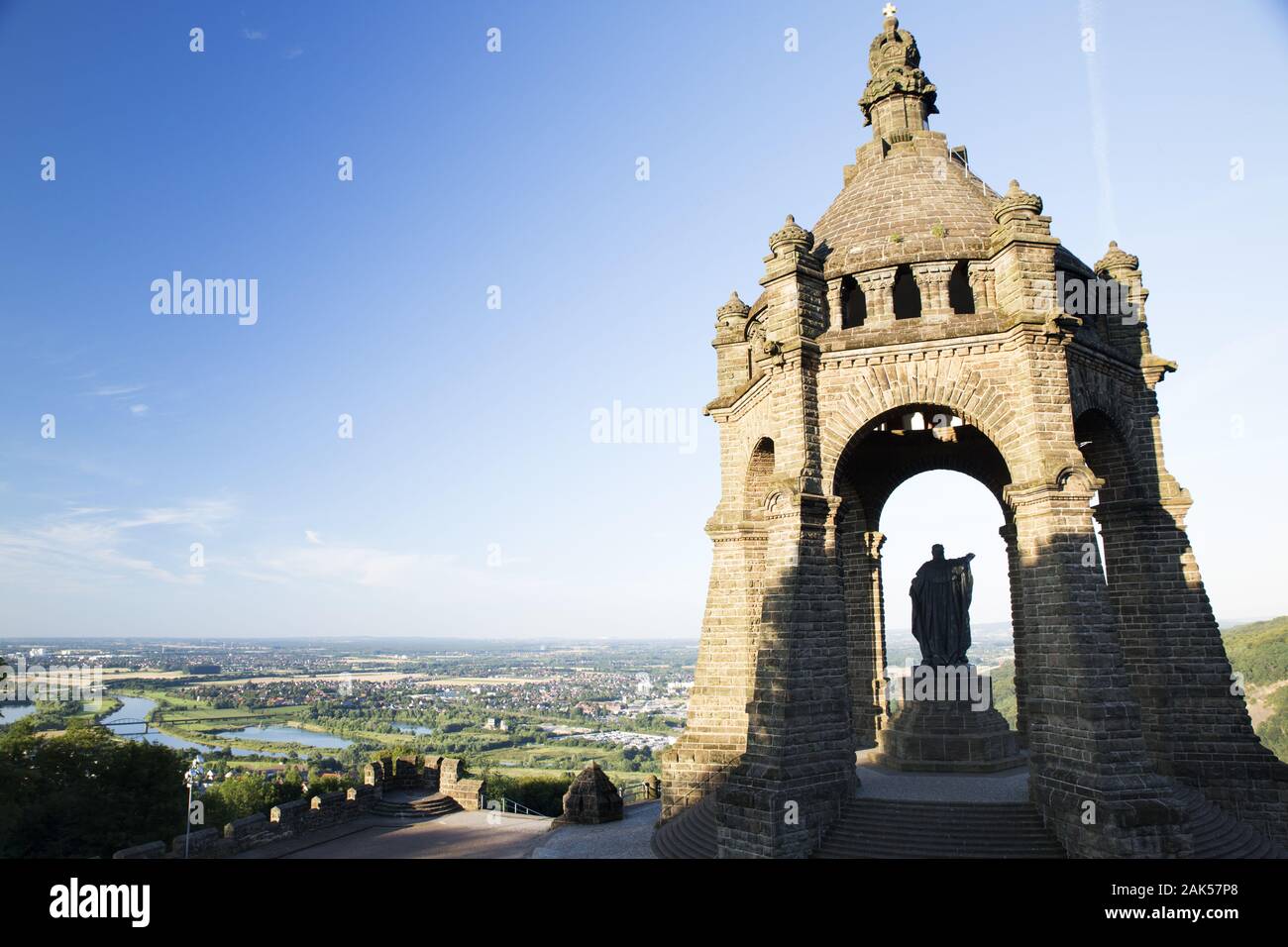 Porta Westfalica: Kaiser-Wilhelm-Denkmal an der Ostecke des ...