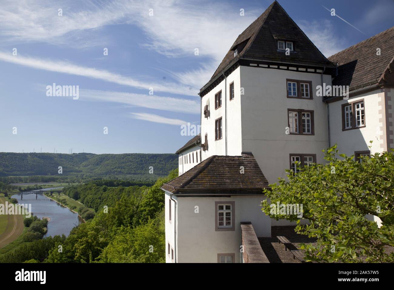 Fuerstenberg: Schloss Fuerstenberg an der Weser, Weserbergland | usage ...