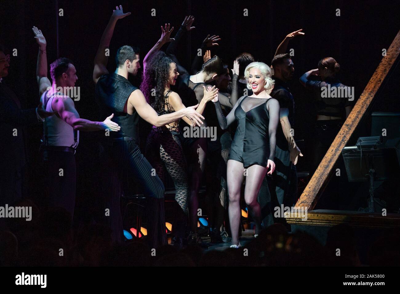 Erika jayne performing hi-res stock photography and images - Alamy