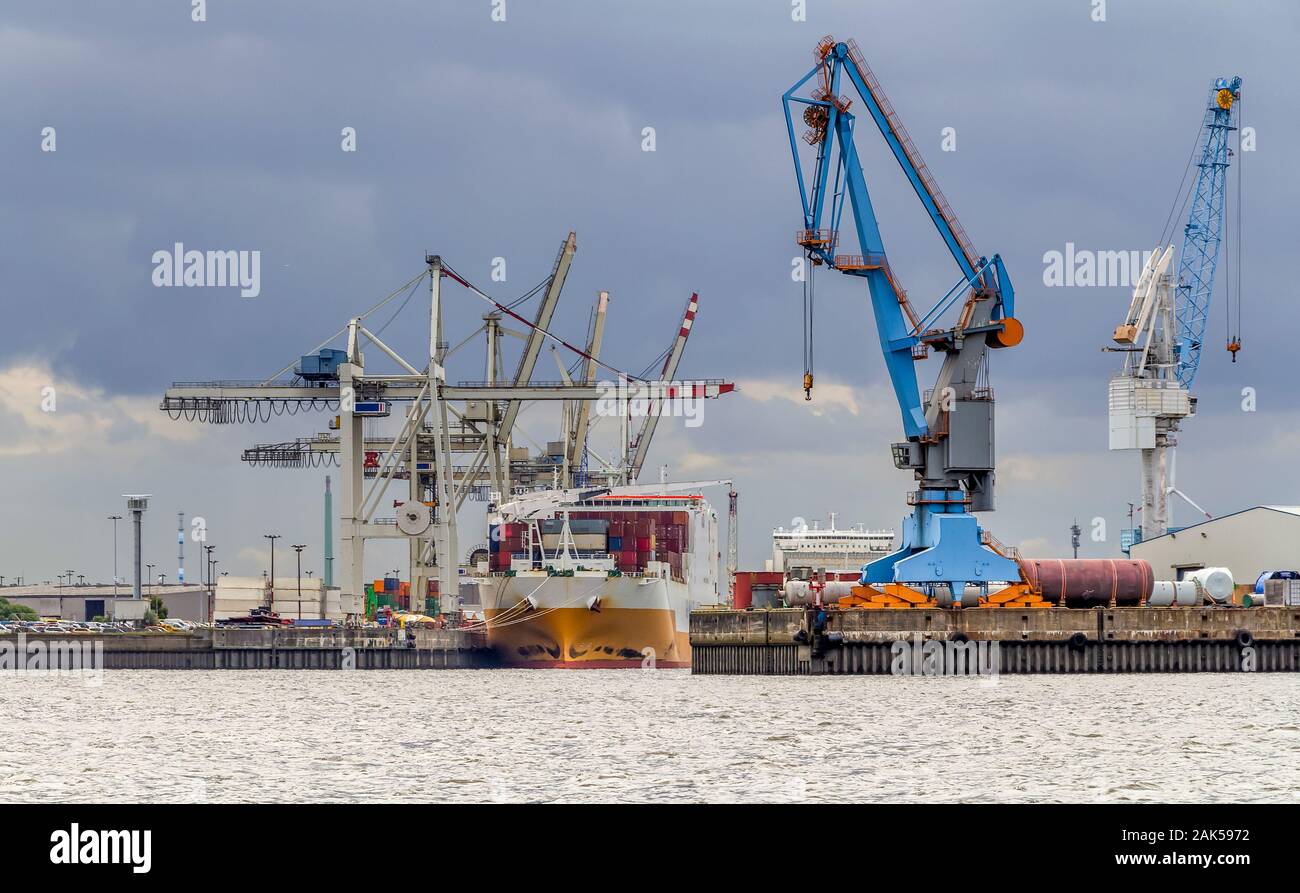 container terminal scenery seen at the Port of Hamburg in Germany Stock ...