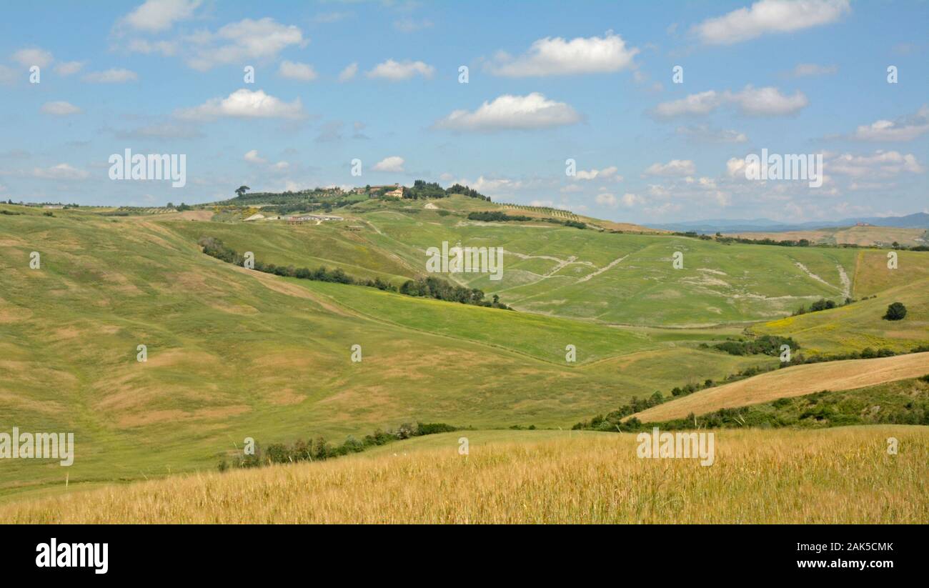 Crete Senesi, Accona High Resolution Stock Photography and Images - Alamy