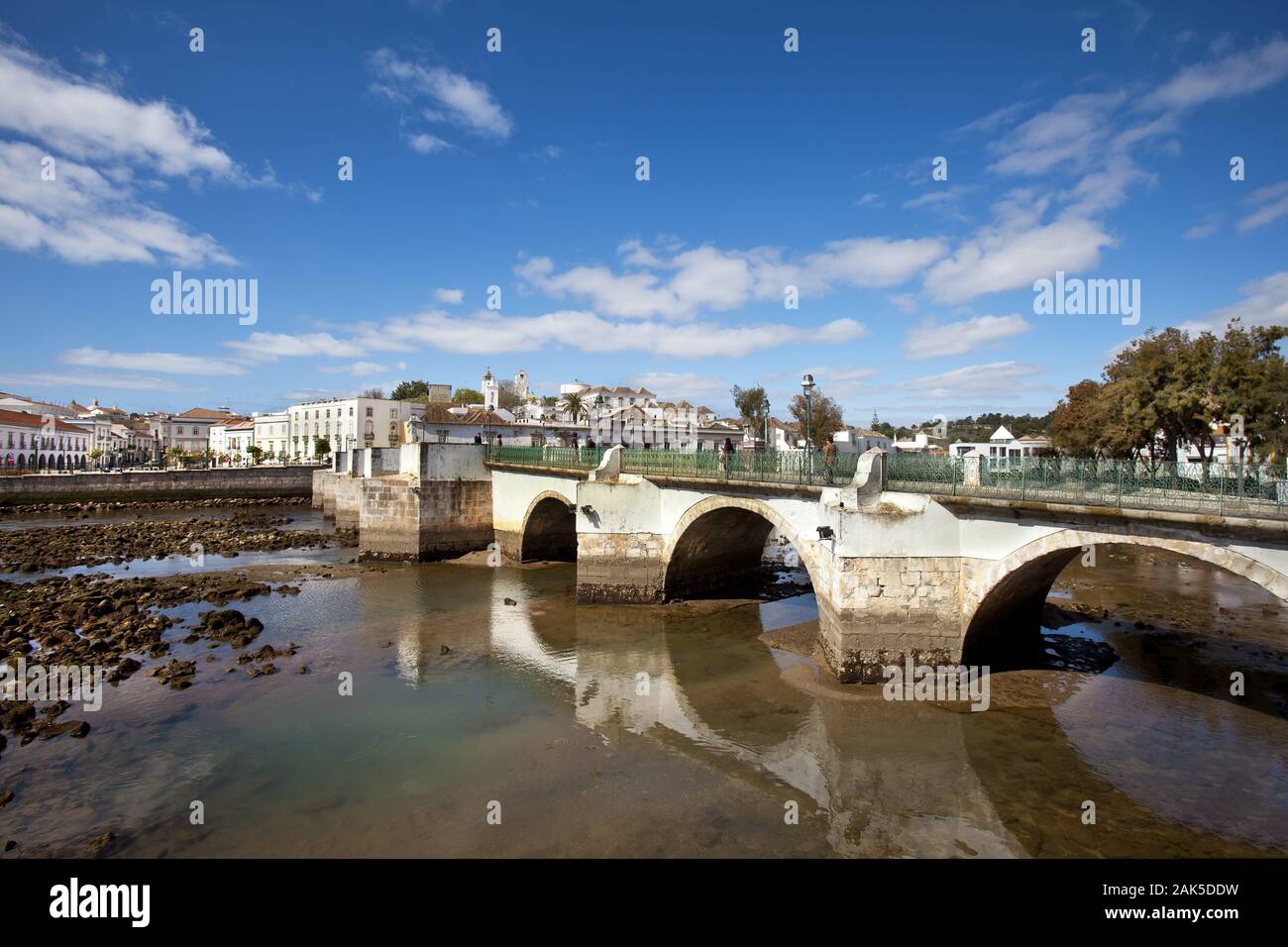 Tavira: Roemische Bruecke ueber den Rio Gilao, Algarve | usage ...