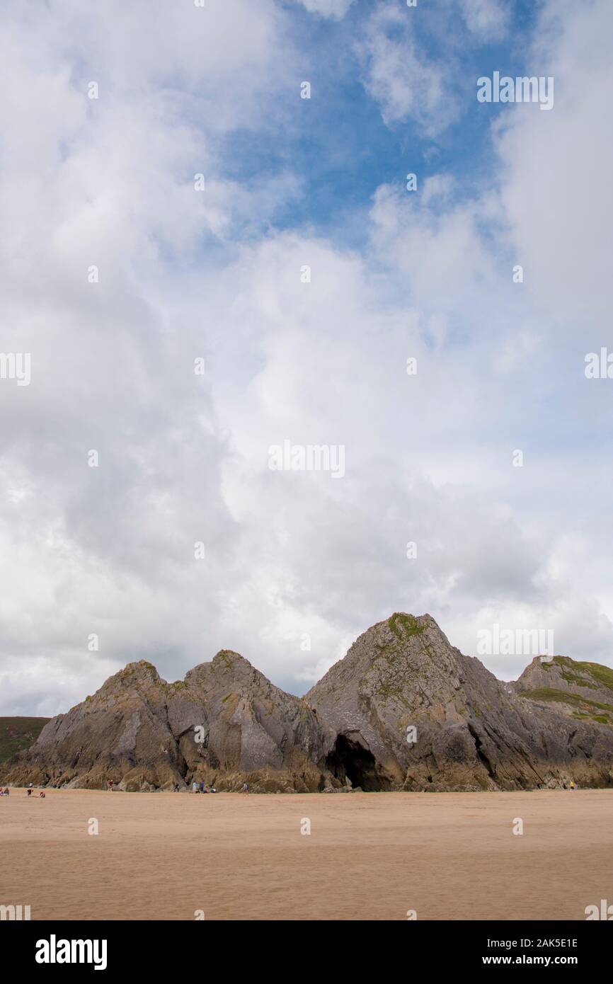 Sea cliff cave wales hi-res stock photography and images - Alamy