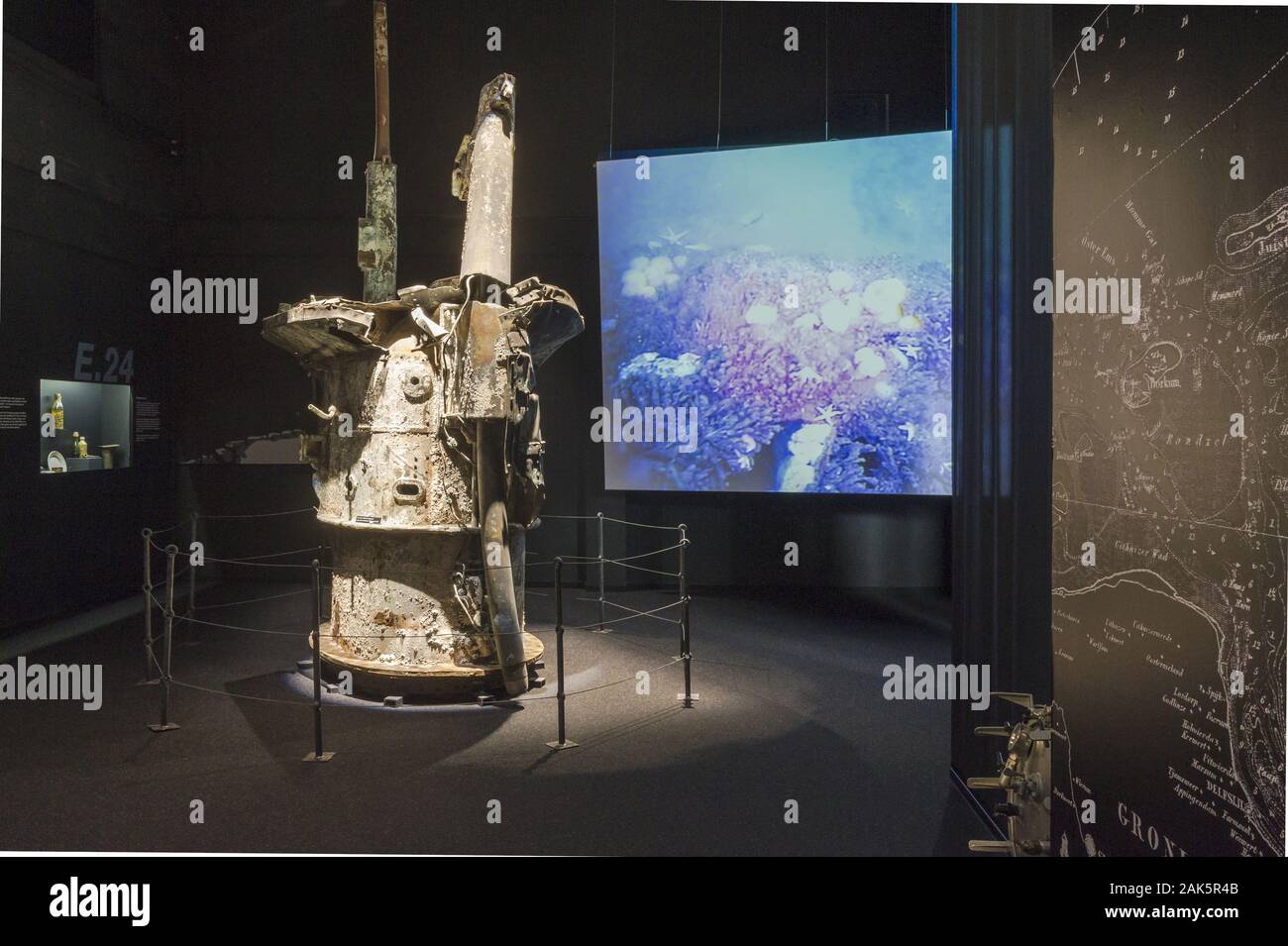 Cuxhaven: Museum "Windstaerke 10", Turm des 1916 bei Helgoland ...
