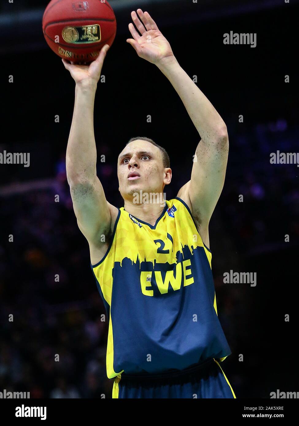 Oldenburg basket hi-res stock photography and images - Alamy