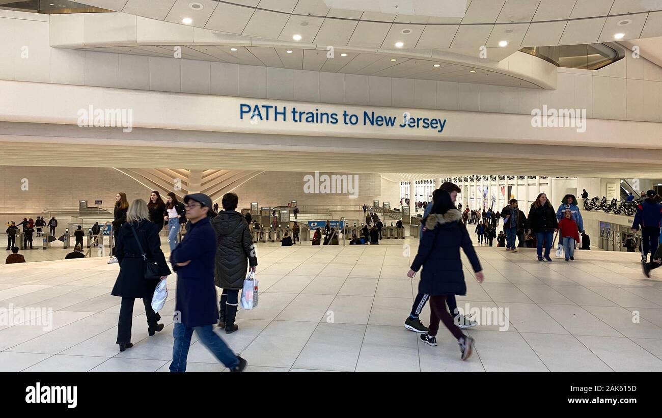 PATH trains to New Jersey in the Oculus Stock Photo - Alamy