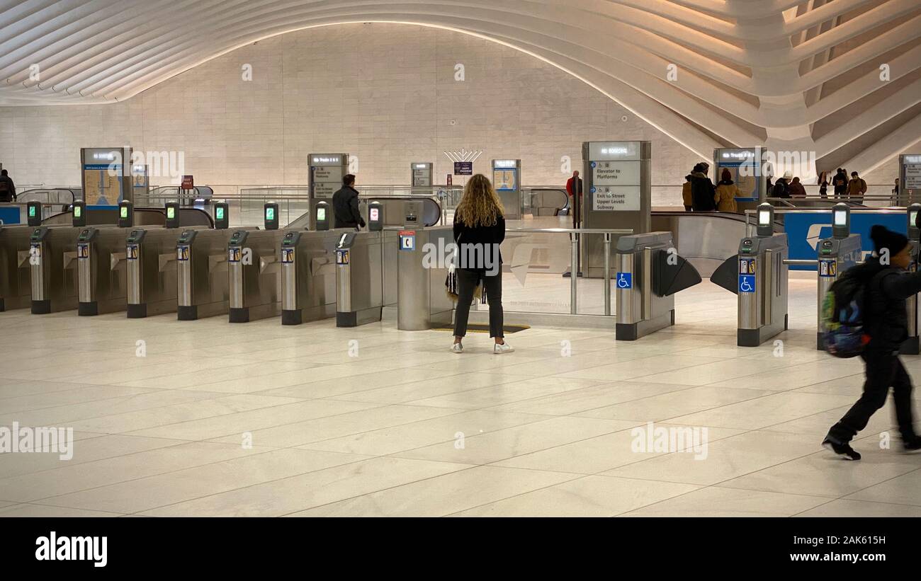 PATH trains to New Jersey in the Oculus Stock Photo - Alamy