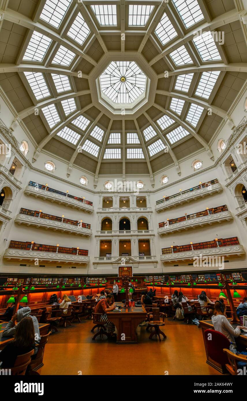 Melbourne university library hi-res stock photography and images - Alamy