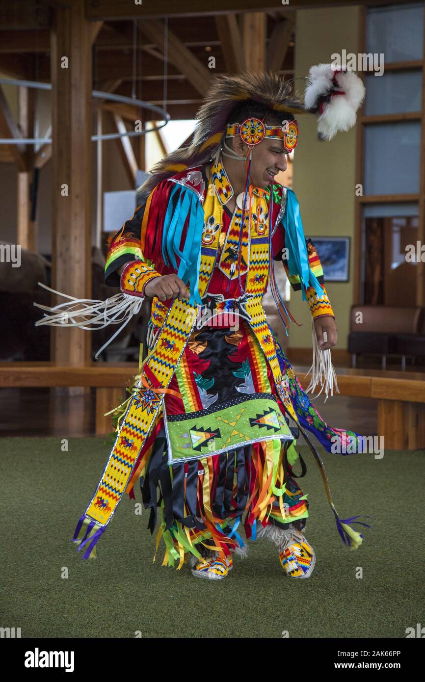 Saskatchewan: Wanuskewin Heritage Park in Saskatoon, First Nations ...