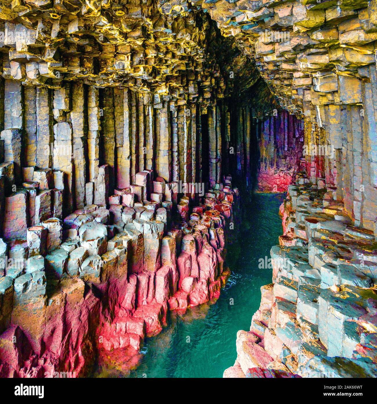 Fingals cave hi-res stock photography and images - Alamy
