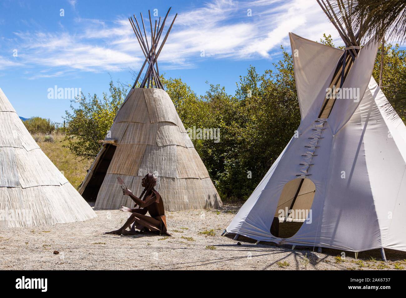 British Columbia: Osoyoos, Zentrum fuer Kultur der First Nations "NK ...
