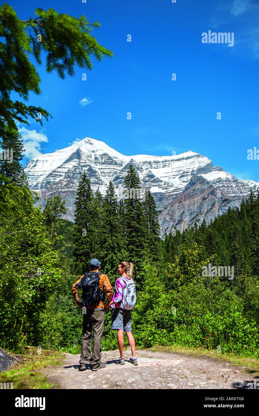 British Columbia/Mount Robson Provincial Park: Wanderer auf dem Kinney ...