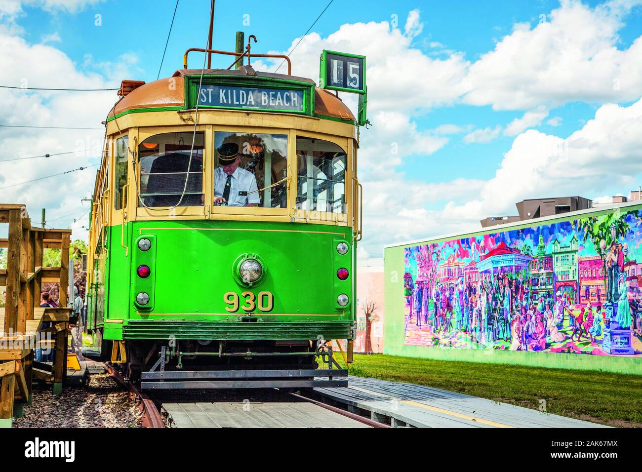 Alberta: Edmonton, Fahrt mit historischer Tram ueber die High Level ...
