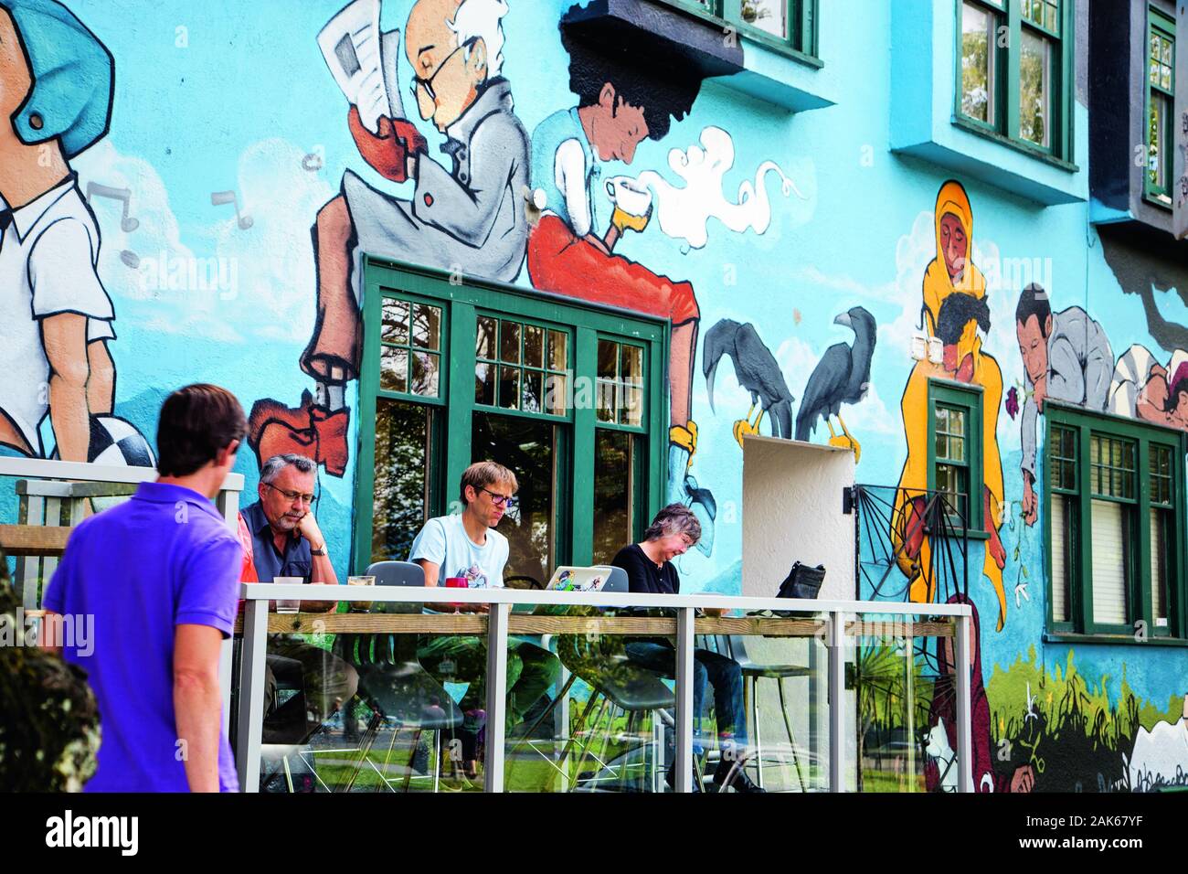 Vancouver graffiti hi-res stock photography and images - Alamy