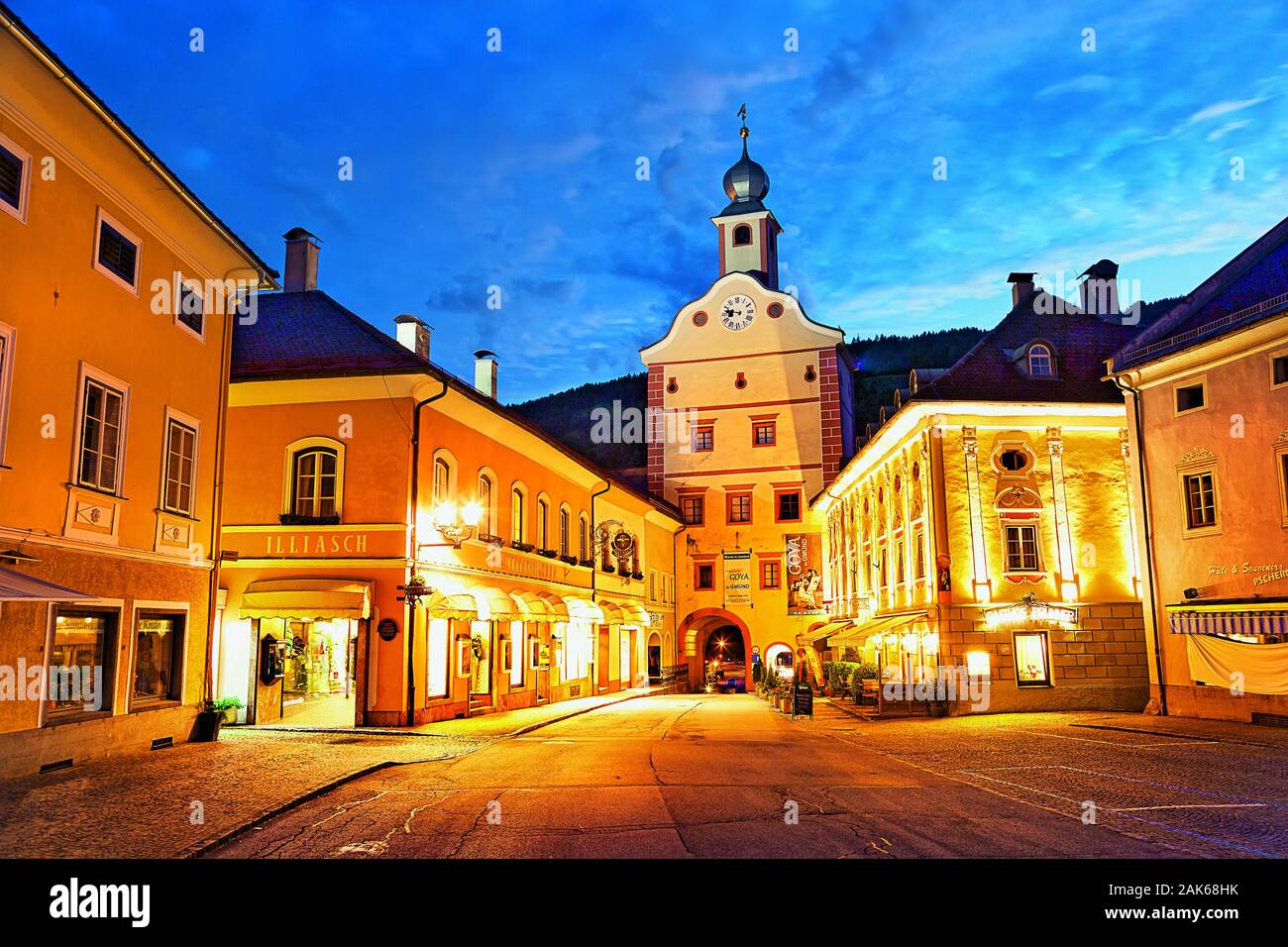 Gmuend in Kaernten: Hauptplatz, Unterer Stadtturm und Stadtmuseum ...